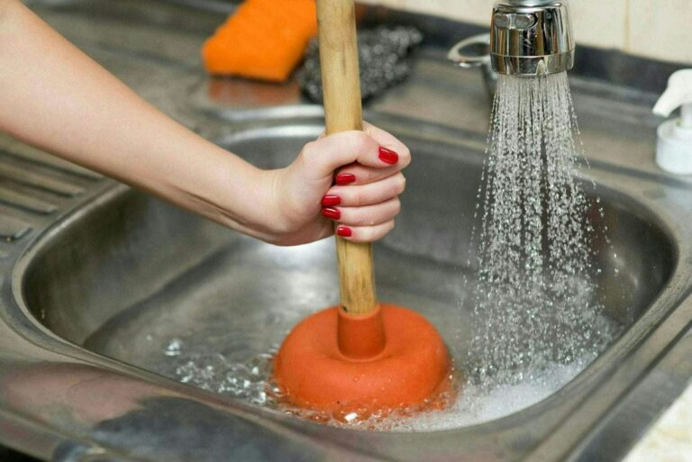 The Importance of Regular Drain Cleaning | Righty Tighty Plumbing